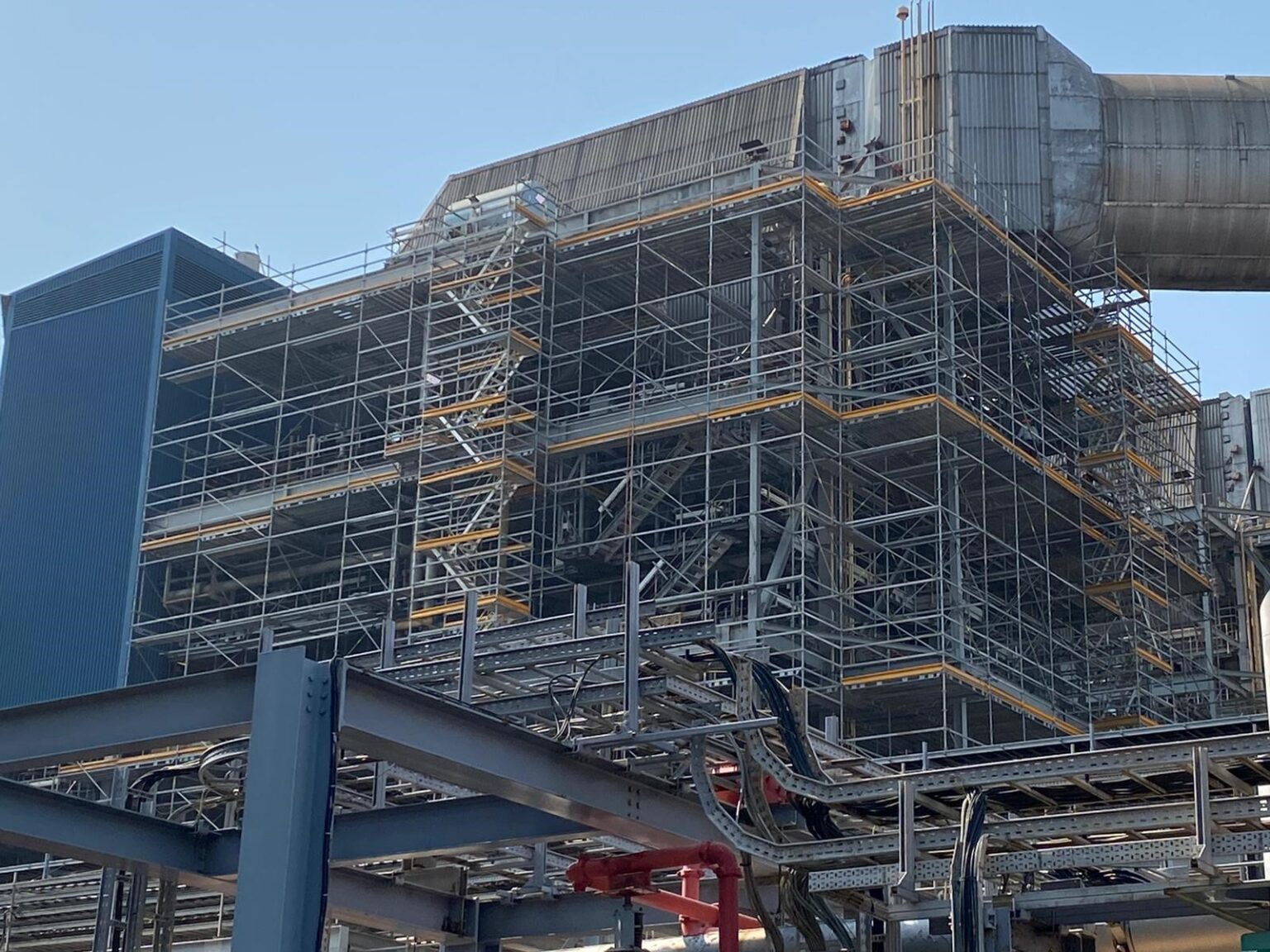 External & internal scaffold: Metal work and structural refurbishment ...